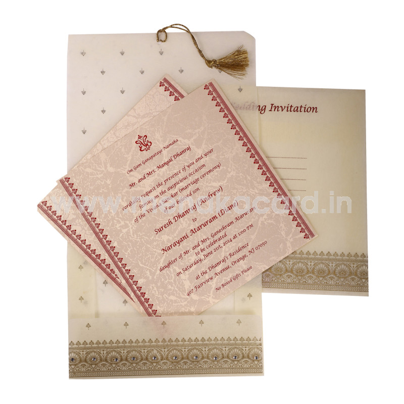 Wedding invitation tissue paper placement | Honestweddingadvice.com
